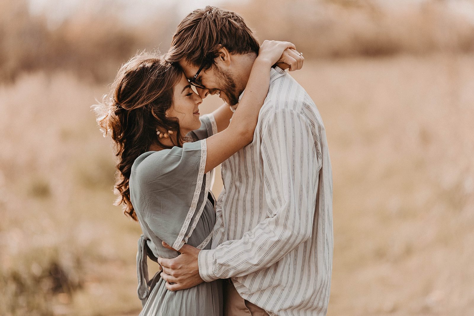 Mary Kate & Lucas || Boho Spring Engagement Session - I'm Mary Katherine