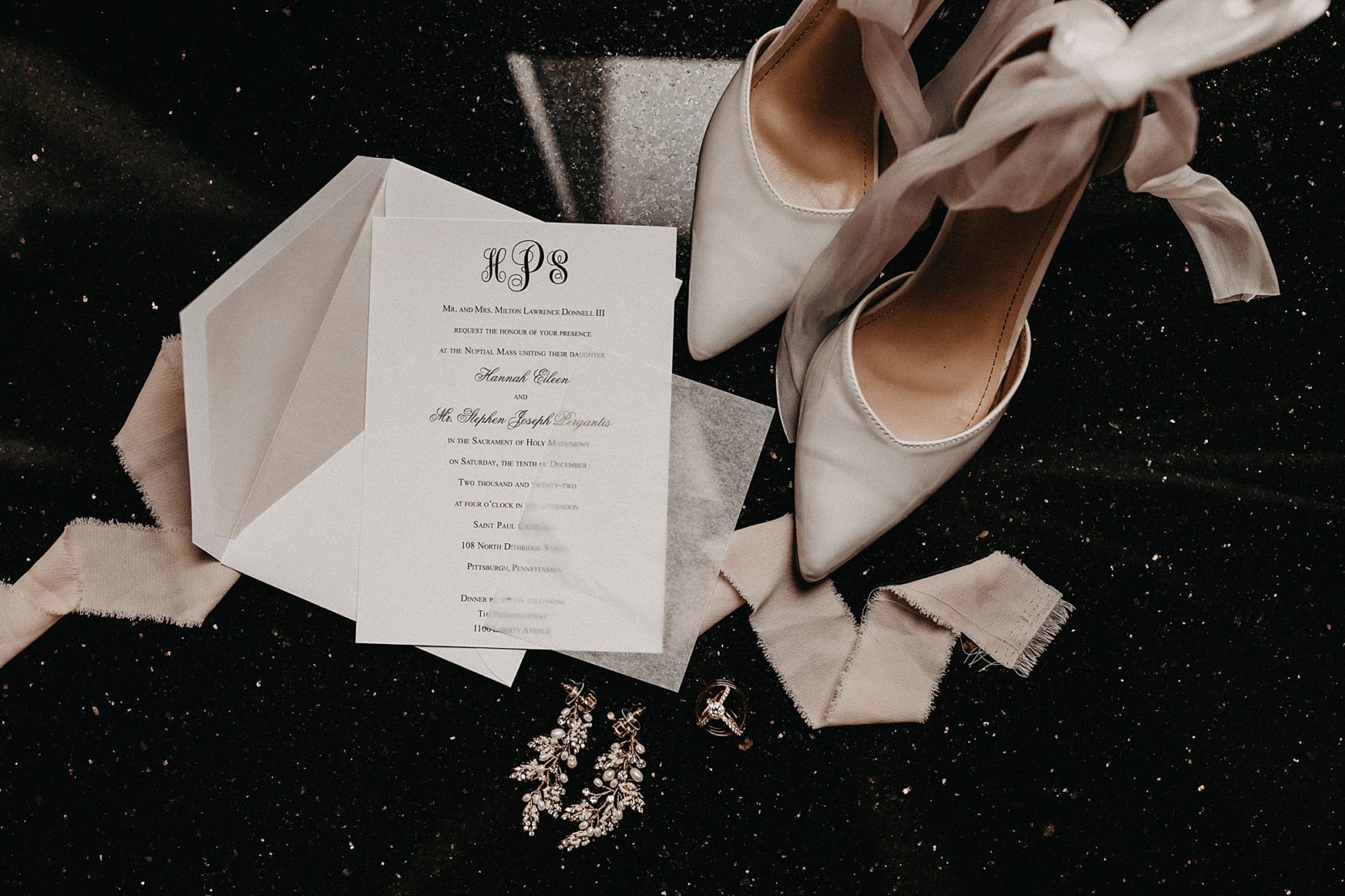 Hannah & Stephen || Downtown Pittsburgh Christmas Wedding