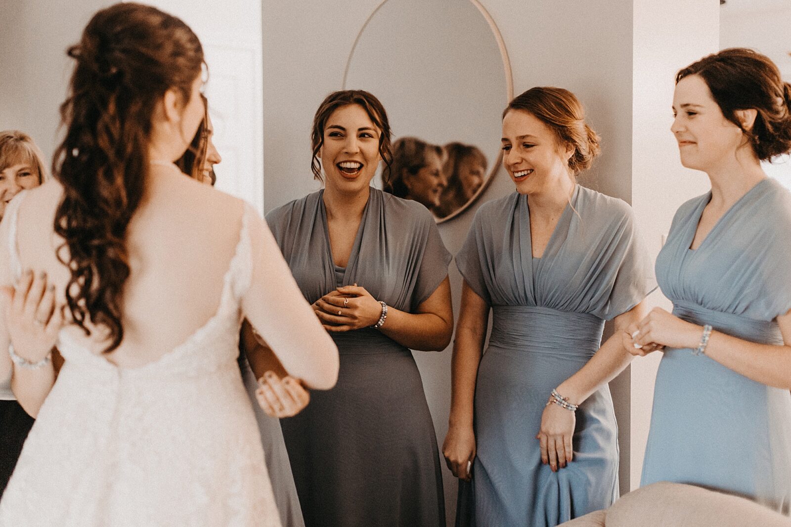 Caroline & Max || Windy Wedding Overlooking Ohio River